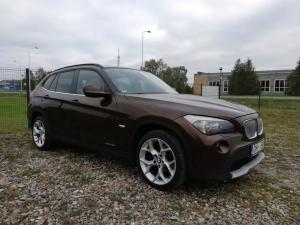 Brown BMW X1 2009 in Saldus, with an engine capacity of 2.00 L and mileage of 292 thousand km for 7700 €, photo 4 on AUTOMOTO.COM.LV