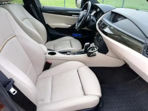 Brown BMW X1 2009 in Saldus, with an engine capacity of 2.00 L and mileage of 292 thousand km for 7700 €, photo 12 on AUTOMOTO.COM.LV