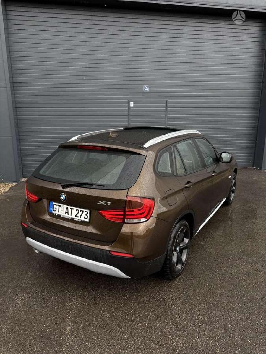 Brūns BMW X1 2009 Viļņa, ar dzinēja tilpumu 2.00 L un nobraukumu 248 tūkst. km par 7150 €, foto 8 vietnē AUTOMOTO.COM.LV