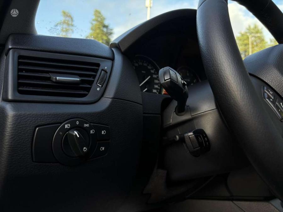 Brūns BMW X1 2009 Viļņa, ar dzinēja tilpumu 2.00 L un nobraukumu 248 tūkst. km par 7150 €, foto 13 vietnē AUTOMOTO.COM.LV