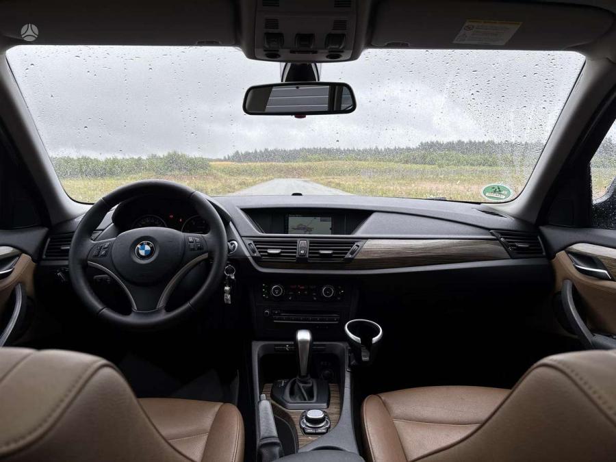 Brūns BMW X1 2009 Viļņa, ar dzinēja tilpumu 2.00 L un nobraukumu 248 tūkst. km par 7150 €, foto 17 vietnē AUTOMOTO.COM.LV