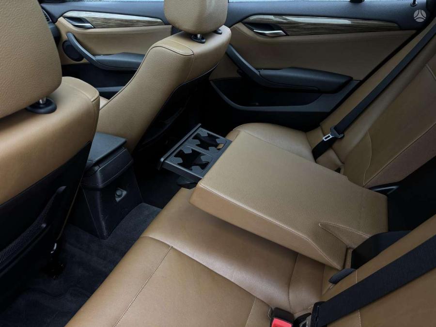 Brūns BMW X1 2009 Viļņa, ar dzinēja tilpumu 2.00 L un nobraukumu 248 tūkst. km par 7150 €, foto 20 vietnē AUTOMOTO.COM.LV