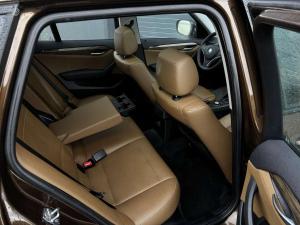 Brūns BMW X1 2009 Viļņa, ar dzinēja tilpumu 2.00 L un nobraukumu 248 tūkst. km par 7150 €, foto 24 vietnē AUTOMOTO.COM.LV