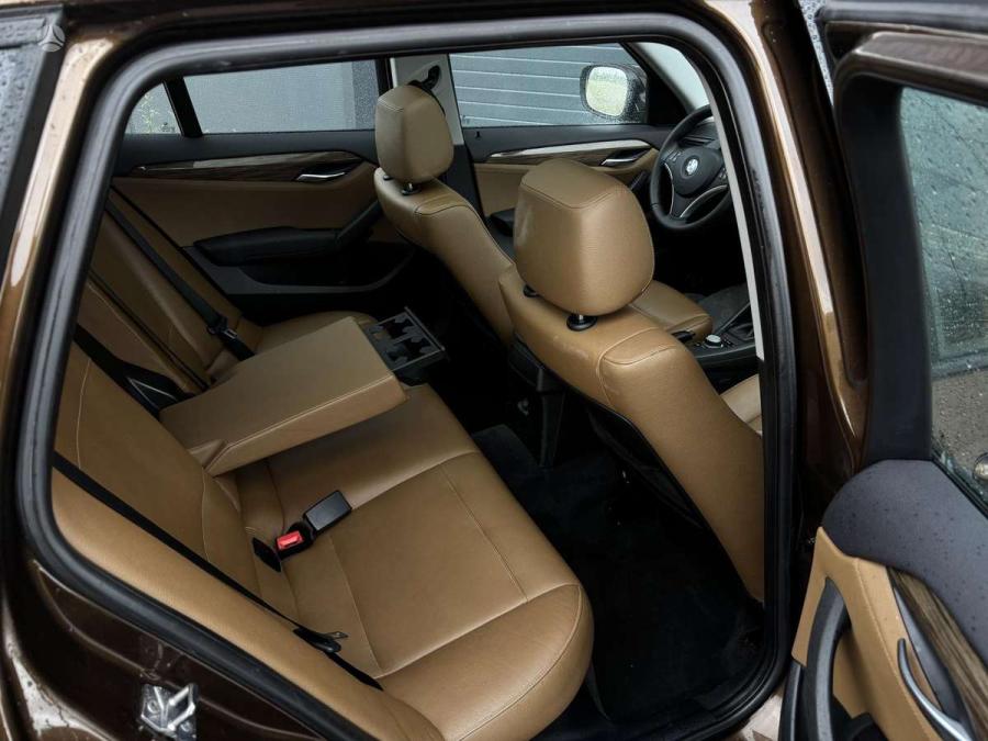 Brūns BMW X1 2009 Viļņa, ar dzinēja tilpumu 2.00 L un nobraukumu 248 tūkst. km par 7150 €, foto 24 vietnē AUTOMOTO.COM.LV