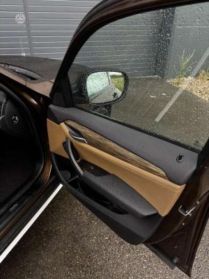 Brūns BMW X1 2009 Viļņa, ar dzinēja tilpumu 2.00 L un nobraukumu 248 tūkst. km par 7150 €, foto 25 vietnē AUTOMOTO.COM.LV