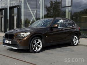 Brown BMW X1 2009 in Riga, with an engine capacity of 2.00 L and mileage of 297 thousand km for 6900 €, photo  on AUTOMOTO.COM.LV