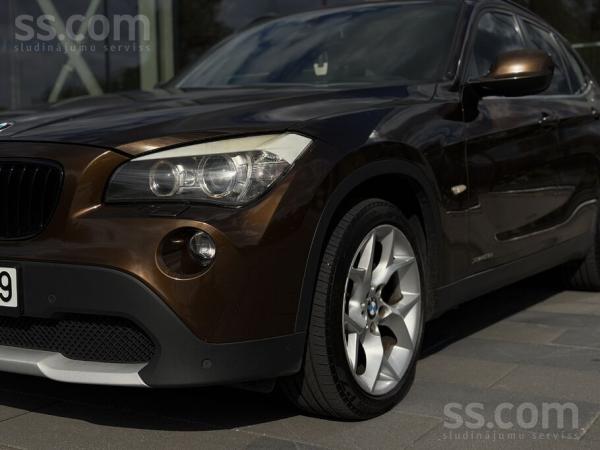 Brown BMW X1 2009 in Riga, with an engine capacity of 2.00 L and mileage of 297 thousand km for 6900 €, photo 6 on AUTOMOTO.COM.LV
