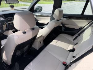 Brown BMW X1 2009 in Riga, with an engine capacity of 2.00 L and mileage of 297 thousand km for 6900 €, photo 9 on AUTOMOTO.COM.LV