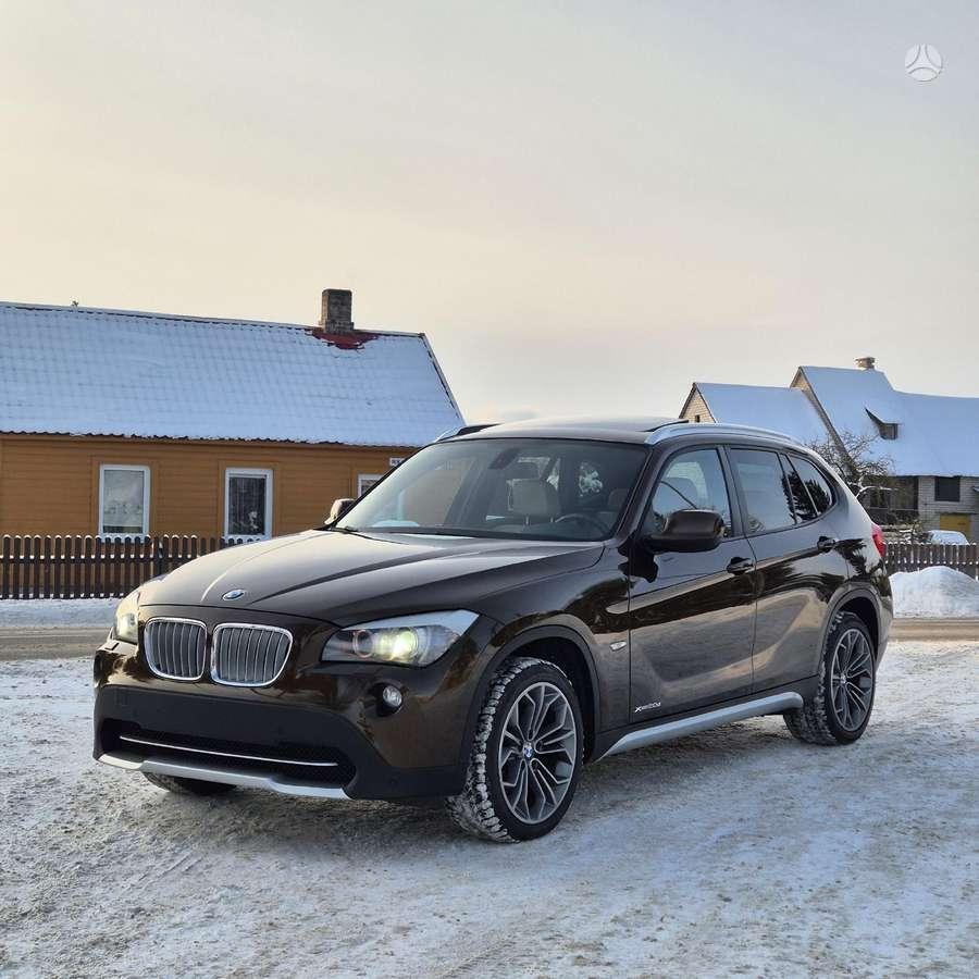 Brūns BMW X1 2010 Kazlų Rūda, ar dzinēja tilpumu 2.00 L un nobraukumu 128 tūkst. km par 6999 €, foto 1 vietnē AUTOMOTO.COM.LV
