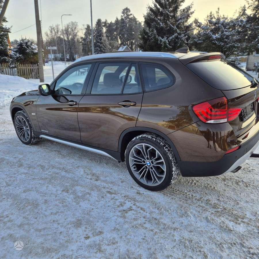 Brūns BMW X1 2010 Kazlų Rūda, ar dzinēja tilpumu 2.00 L un nobraukumu 128 tūkst. km par 6999 €, foto 5 vietnē AUTOMOTO.COM.LV