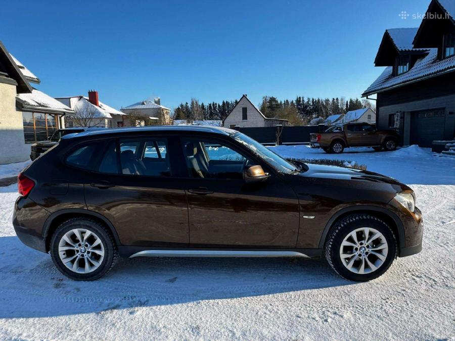 Brown BMW X1 2010 in Birzai, with an engine capacity of 2.00 L and mileage of 300 thousand km for 5000 €, photo 5 on AUTOMOTO.COM.LV