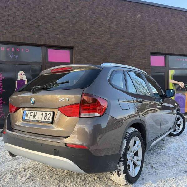 Brūns BMW X1 2010 Kaišiadorys, ar dzinēja tilpumu 2.00 L un nobraukumu 311 tūkst. km par 4750 €, foto 5 vietnē AUTOMOTO.COM.LV