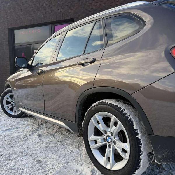 Brūns BMW X1 2010 Kaišiadorys, ar dzinēja tilpumu 2.00 L un nobraukumu 311 tūkst. km par 4750 €, foto 10 vietnē AUTOMOTO.COM.LV