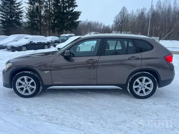 Brūns BMW X1 2010 Kuldīga, ar dzinēja tilpumu 2.00 L un nobraukumu 288 tūkst. km par 6790 €, foto 6 vietnē AUTOMOTO.COM.LV