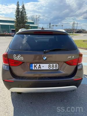 Brūns BMW X1 2010 Rīga, ar dzinēja tilpumu 2.00 L un nobraukumu 261 tūkst. km par 8500 €, foto 5 vietnē AUTOMOTO.COM.LV