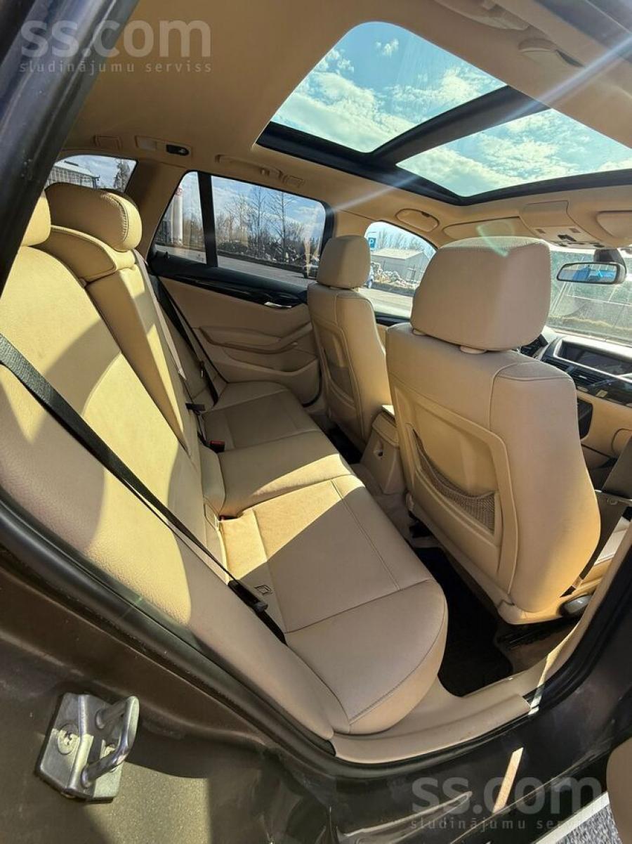 Brūns BMW X1 2010 Rīga, ar dzinēja tilpumu 2.00 L un nobraukumu 261 tūkst. km par 8500 €, foto 9 vietnē AUTOMOTO.COM.LV