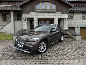 Brown BMW X1 2010 in Cesis, with an engine capacity of 2.00 L and mileage of 205 thousand km for 6750 €, photo  on AUTOMOTO.COM.LV