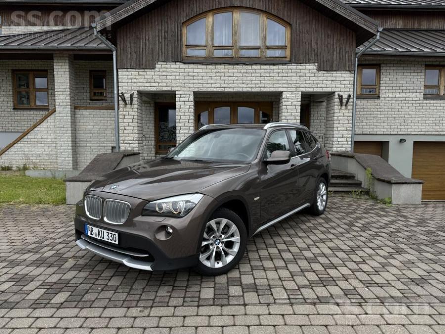 Brown BMW X1 2010 in Cesis, with an engine capacity of 2.00 L and mileage of 205 thousand km for 6750 €, photo 1 on AUTOMOTO.COM.LV