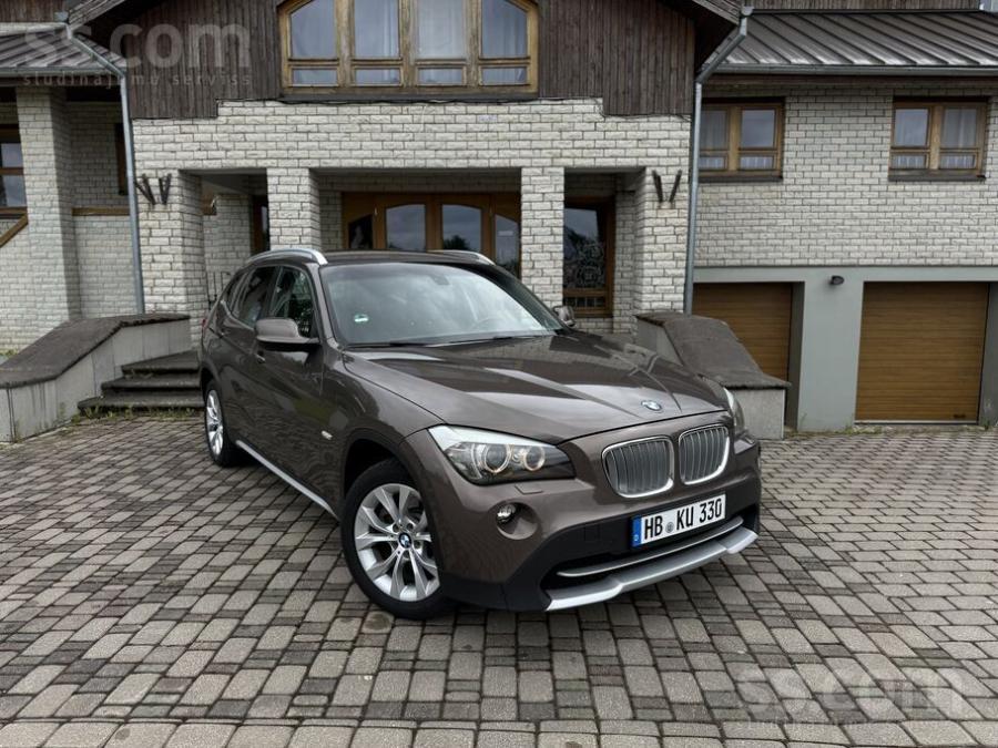 Brown BMW X1 2010 in Cesis, with an engine capacity of 2.00 L and mileage of 205 thousand km for 6750 €, photo 4 on AUTOMOTO.COM.LV