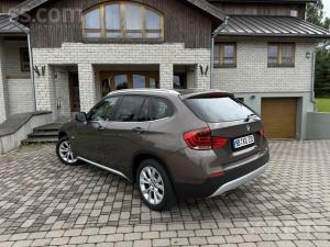 Brown BMW X1 2010 in Cesis, with an engine capacity of 2.00 L and mileage of 205 thousand km for 6750 €, photo 5 on AUTOMOTO.COM.LV