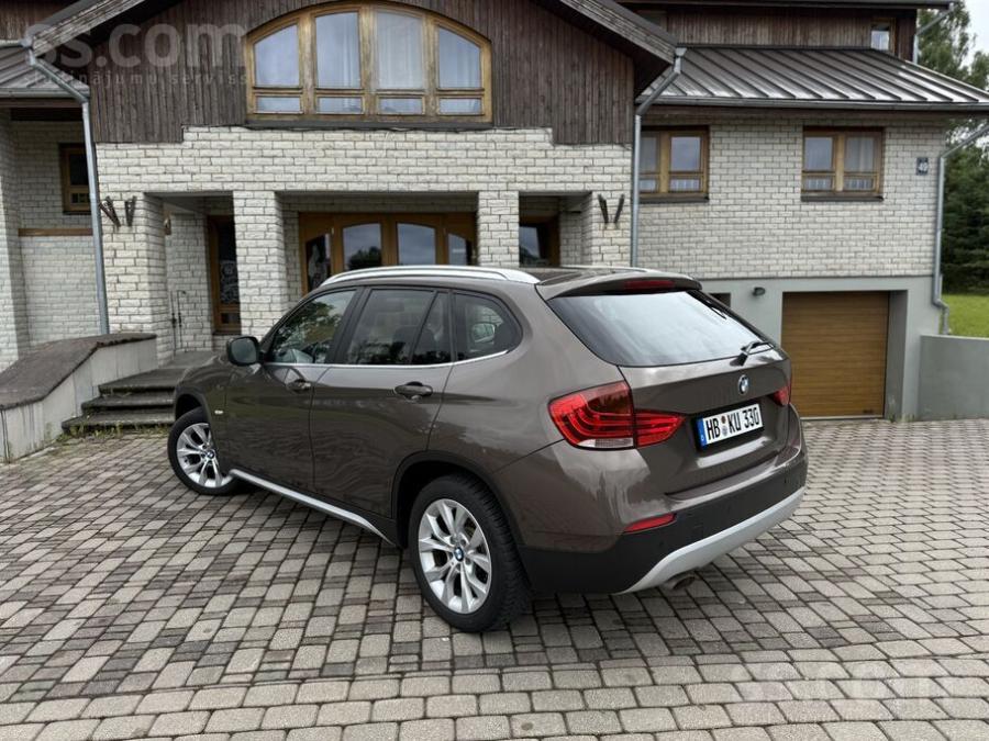 Brown BMW X1 2010 in Cesis, with an engine capacity of 2.00 L and mileage of 205 thousand km for 6750 €, photo 5 on AUTOMOTO.COM.LV