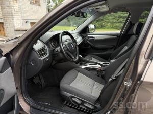 Brown BMW X1 2010 in Cesis, with an engine capacity of 2.00 L and mileage of 205 thousand km for 6750 €, photo 9 on AUTOMOTO.COM.LV