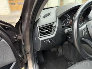 Brown BMW X1 2010 in Cesis, with an engine capacity of 2.00 L and mileage of 205 thousand km for 6750 €, photo 15 on AUTOMOTO.COM.LV