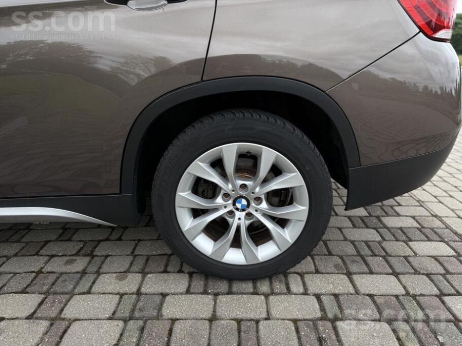 Brown BMW X1 2010 in Cesis, with an engine capacity of 2.00 L and mileage of 205 thousand km for 6750 €, photo 22 on AUTOMOTO.COM.LV