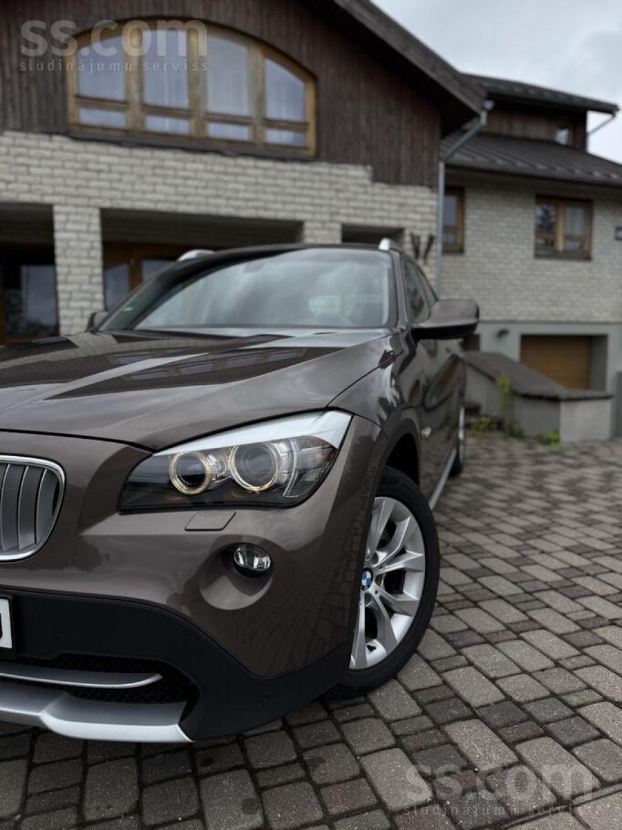 Brown BMW X1 2010 in Cesis, with an engine capacity of 2.00 L and mileage of 205 thousand km for 6750 €, photo 24 on AUTOMOTO.COM.LV