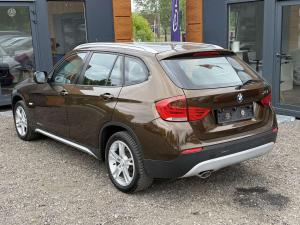 Brown BMW X1 2010 in Kaunas, with an engine capacity of 2.00 L and mileage of 193 thousand km for 5750 €, photo 5 on AUTOMOTO.COM.LV