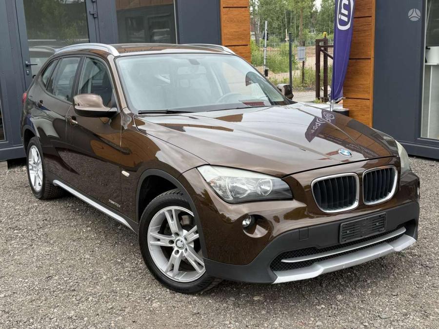 Brown BMW X1 2010 in Kaunas, with an engine capacity of 2.00 L and mileage of 193 thousand km for 5750 €, photo 7 on AUTOMOTO.COM.LV