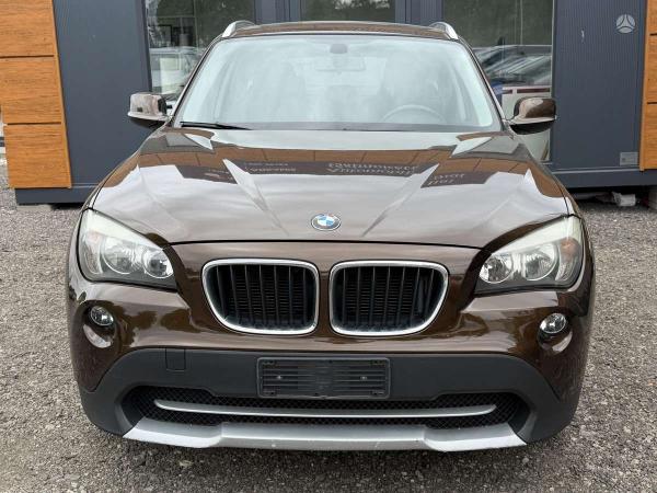 Brown BMW X1 2010 in Kaunas, with an engine capacity of 2.00 L and mileage of 193 thousand km for 5750 €, photo 7 on AUTOMOTO.COM.LV
