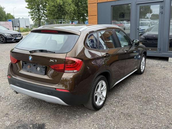 Brown BMW X1 2010 in Kaunas, with an engine capacity of 2.00 L and mileage of 193 thousand km for 5750 €, photo 10 on AUTOMOTO.COM.LV
