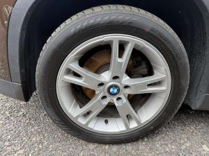Brown BMW X1 2010 in Kaunas, with an engine capacity of 2.00 L and mileage of 193 thousand km for 5750 €, photo 13 on AUTOMOTO.COM.LV
