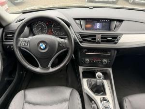 Brown BMW X1 2010 in Kaunas, with an engine capacity of 2.00 L and mileage of 193 thousand km for 5750 €, photo 19 on AUTOMOTO.COM.LV