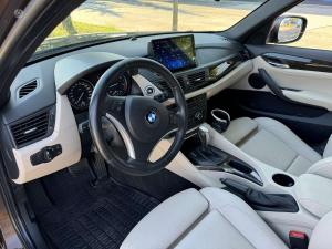 Brown BMW X1 2010 in Kaunas, with an engine capacity of 2.00 L and mileage of 268 thousand km for 6590 €, photo 17 on AUTOMOTO.COM.LV