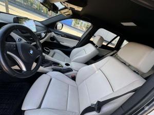 Brown BMW X1 2010 in Kaunas, with an engine capacity of 2.00 L and mileage of 268 thousand km for 6590 €, photo 19 on AUTOMOTO.COM.LV