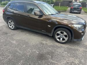 Brown BMW X1 2010 in Taurage, with an engine capacity of 2.00 L and mileage of 300 thousand km for 2800 €, photo 3 on AUTOMOTO.COM.LV