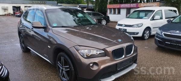 Brown BMW X1 2010 in Riga, with an engine capacity of 2.00 L and mileage of 0 thousand km for 6500 €, photo 3 on AUTOMOTO.COM.LV