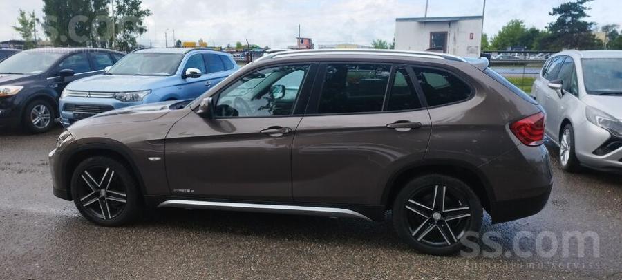 Brūns BMW X1 2010 Rīga, ar dzinēja tilpumu 2.00 L un nobraukumu 0 tūkst. km par 6500 €, foto 9 vietnē AUTOMOTO.COM.LV
