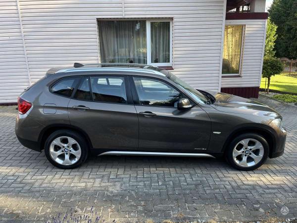 Brown BMW X1 2010 in Vilkaviskis, with an engine capacity of 2.00 L and mileage of 289 thousand km for 6200 €, photo 4 on AUTOMOTO.COM.LV