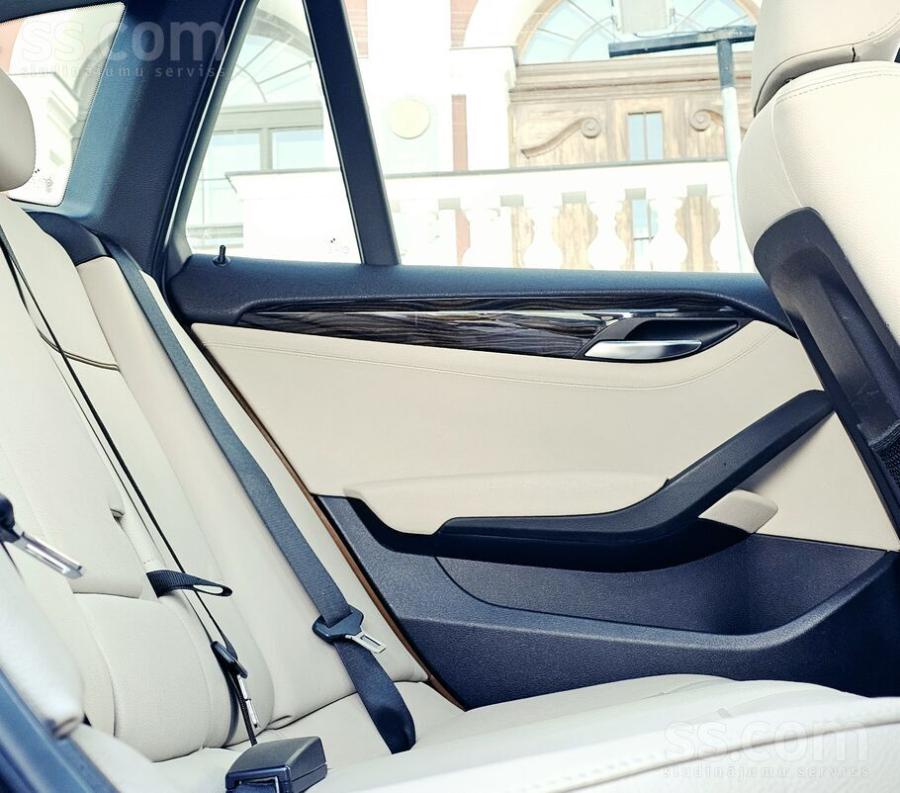 Brūns BMW X1 2010 Jelgava, ar dzinēja tilpumu 2.00 L un nobraukumu 297 tūkst. km par 7690 €, foto 13 vietnē AUTOMOTO.COM.LV