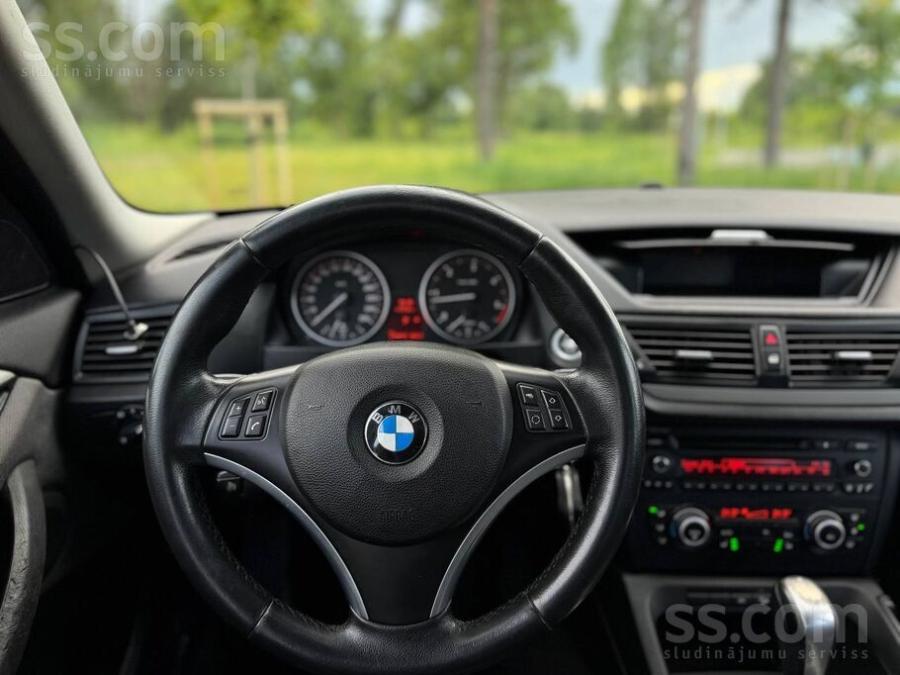 Brown BMW X1 2010 in Riga, with an engine capacity of 2.00 L and mileage of 272 thousand km for 5450 €, photo 11 on AUTOMOTO.COM.LV