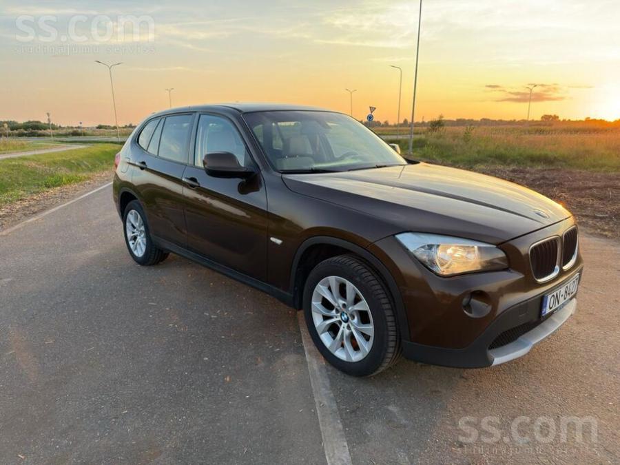Brūns BMW X1 2010 Bauska, ar dzinēja tilpumu 2.00 L un nobraukumu 355 tūkst. km par 4850 €, foto 1 vietnē AUTOMOTO.COM.LV