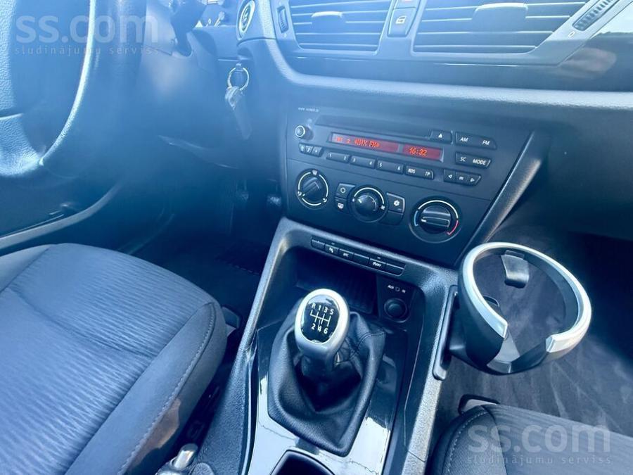 Brūns BMW X1 2010 Rīga, ar dzinēja tilpumu 2.00 L un nobraukumu 0 tūkst. km par 5990 €, foto 33 vietnē AUTOMOTO.COM.LV