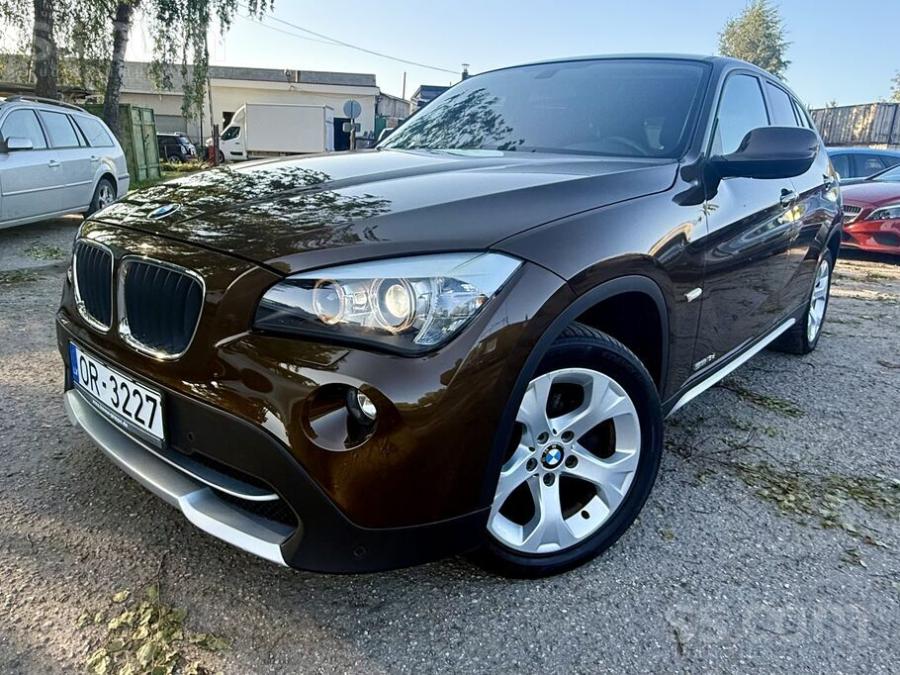 Brūns BMW X1 2010 Rīga, ar dzinēja tilpumu 2.00 L un nobraukumu 0 tūkst. km par 5990 €, foto 1 vietnē AUTOMOTO.COM.LV