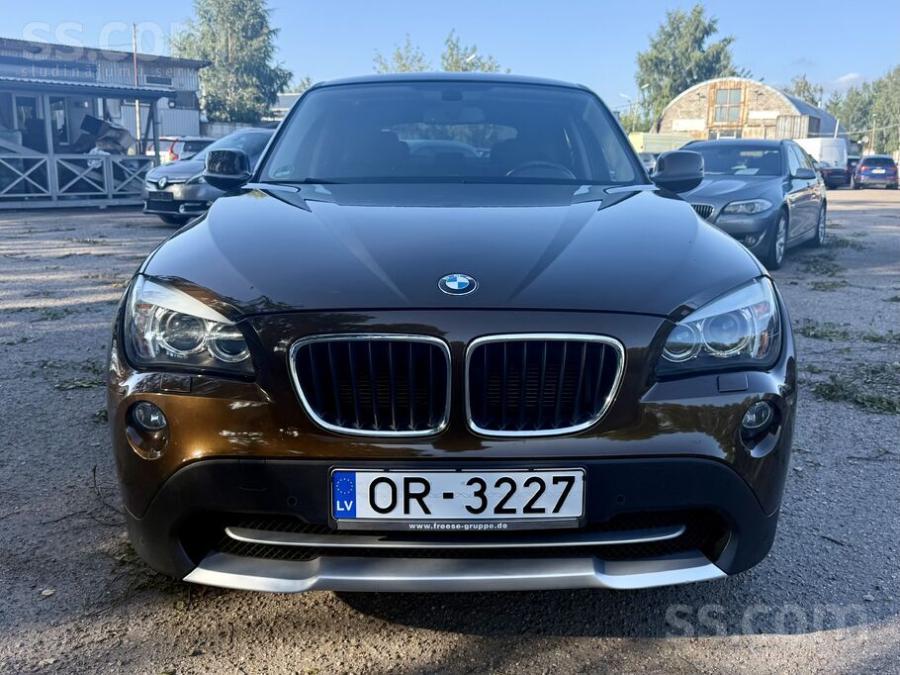 Brūns BMW X1 2010 Rīga, ar dzinēja tilpumu 2.00 L un nobraukumu 0 tūkst. km par 5990 €, foto 7 vietnē AUTOMOTO.COM.LV
