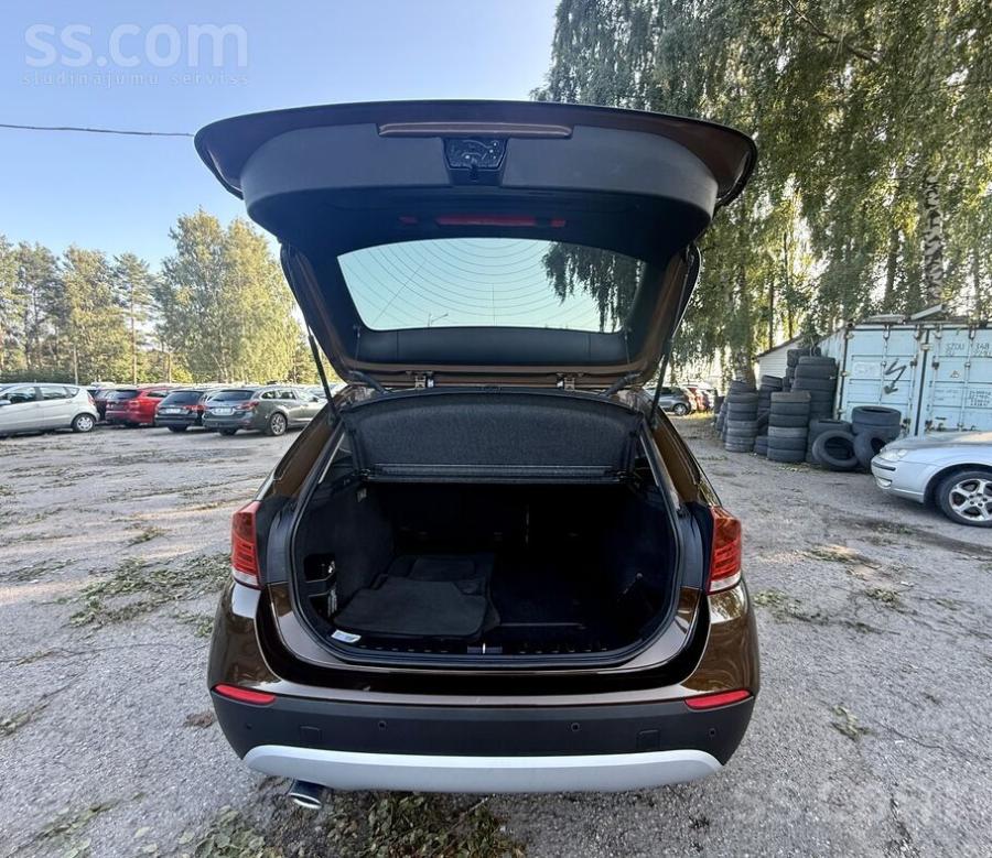 Brūns BMW X1 2010 Rīga, ar dzinēja tilpumu 2.00 L un nobraukumu 0 tūkst. km par 5990 €, foto 13 vietnē AUTOMOTO.COM.LV