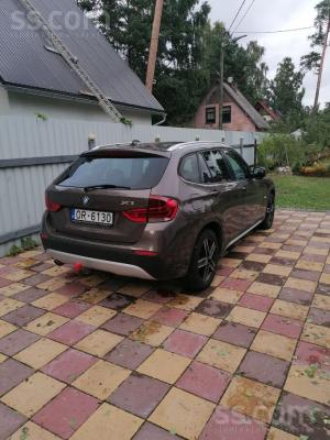 Brown BMW X1 2010 in Riga, with an engine capacity of 2.00 L and mileage of 230 thousand km for 6700 €, photo  on AUTOMOTO.COM.LV