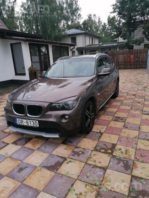 Brown BMW X1 2010 in Riga, with an engine capacity of 2.00 L and mileage of 230 thousand km for 6700 €, photo 4 on AUTOMOTO.COM.LV